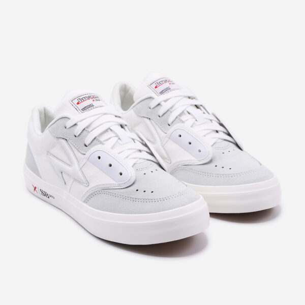 รองเท้าผ้าใบ Breaker XSB สีดำ I Beaker-shoes.com