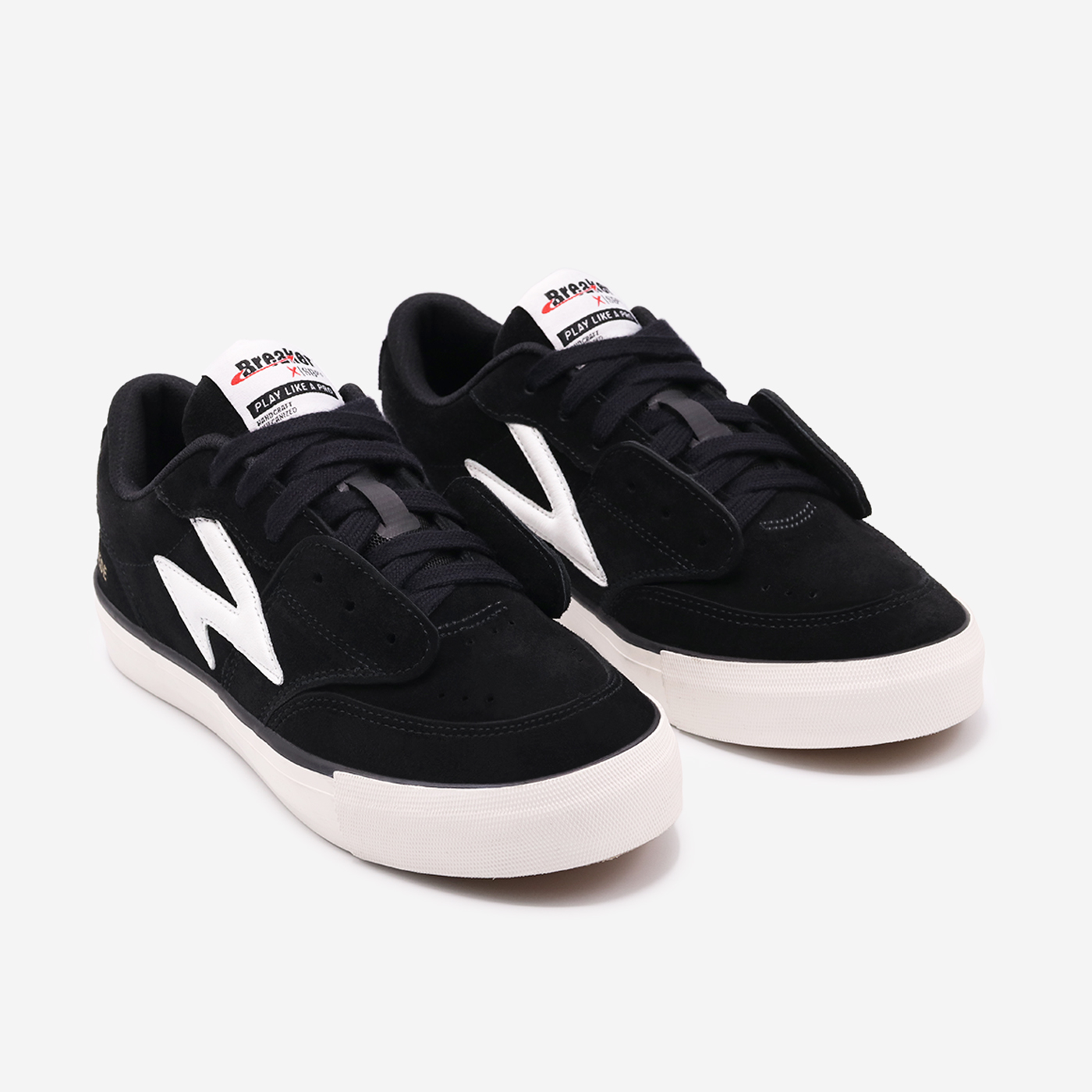 รองเท้าผ้าใบ Breaker XSB สีดำ I Beaker-shoes.com