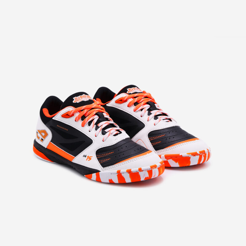 รองเท้าฟุตซอลเบรกเกอร์ Breaker CM Pro (CM015) สี Black - Breaker-shoe.com